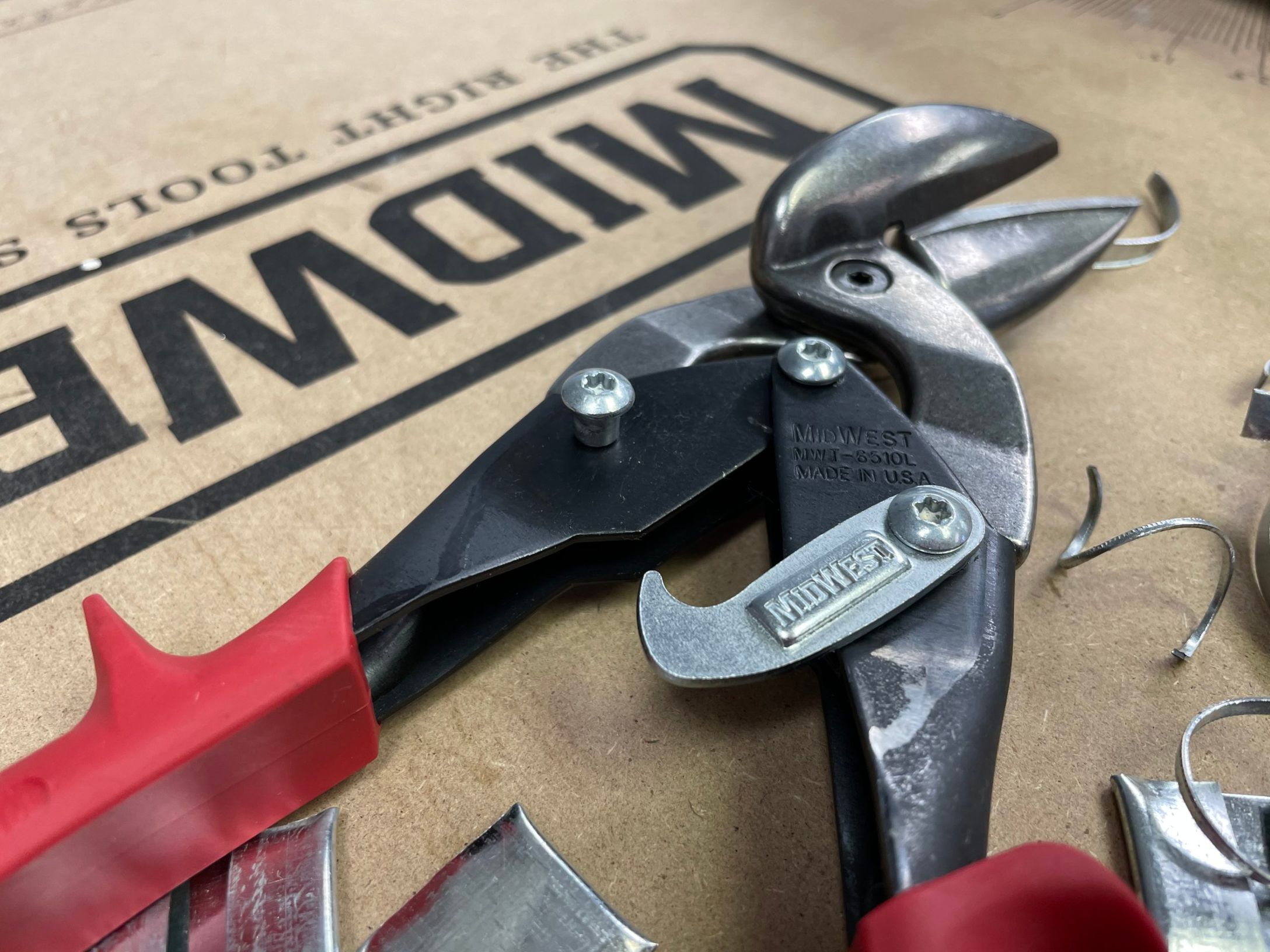 MIDWEST® Offset Left Cut Aviation Snips - Contractor Cave Tools