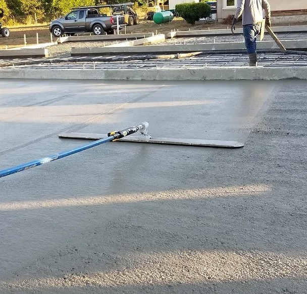 RATTLE STICK Super Snake Bull Float Vibrator (M18 Milwaukee) Tool Only ...